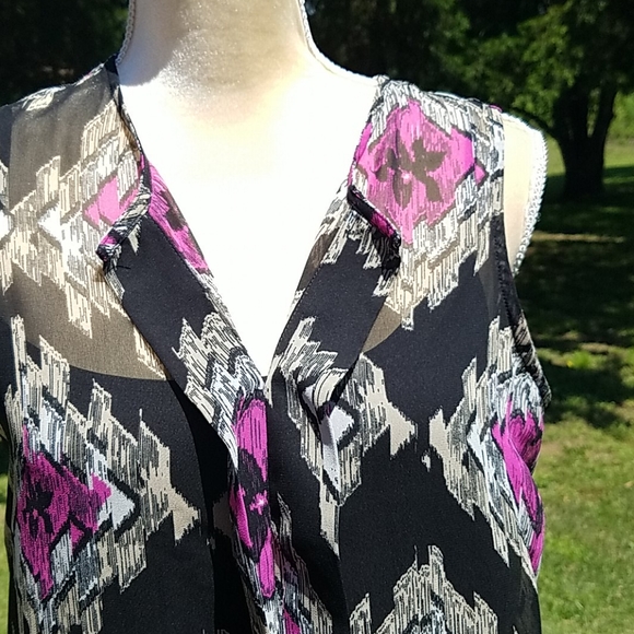 Metaphor | Tops | Metaphor Sleevless Fusia And Black Pullover | Poshmark